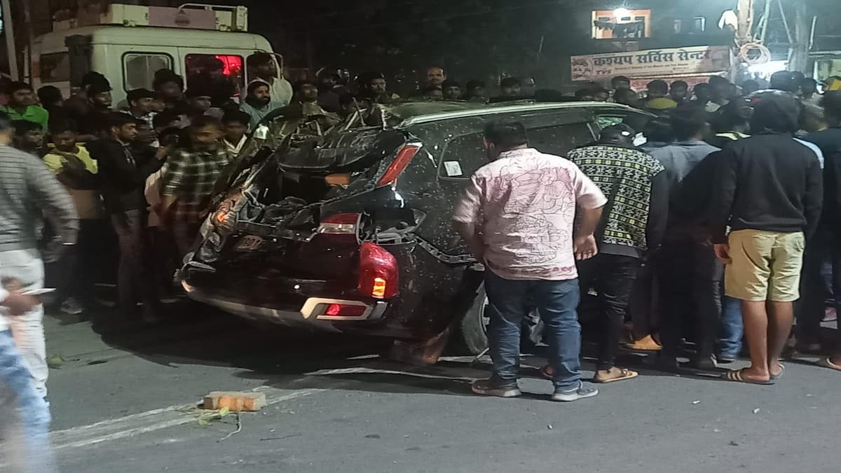 Car Crashes Into Atal Path Railing, One Dead - Patna News