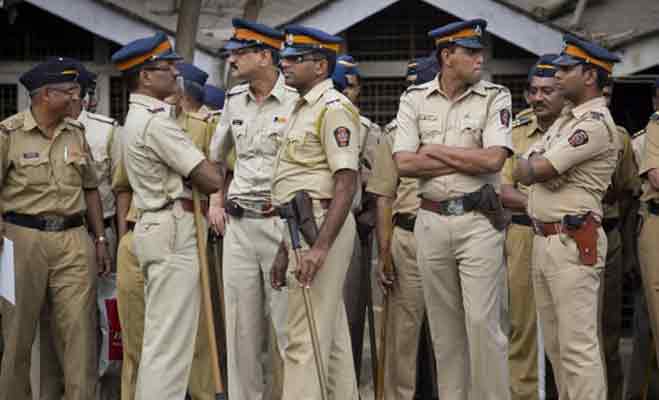 Why Indian Police Wear Khaki Uniform- तो इसलिए होता है पुलिस की वर्दी ...