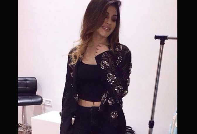 Pooja Bedi Daughter Aalia Ebrahim Photoshoot Behind The Scene- देखिए ...