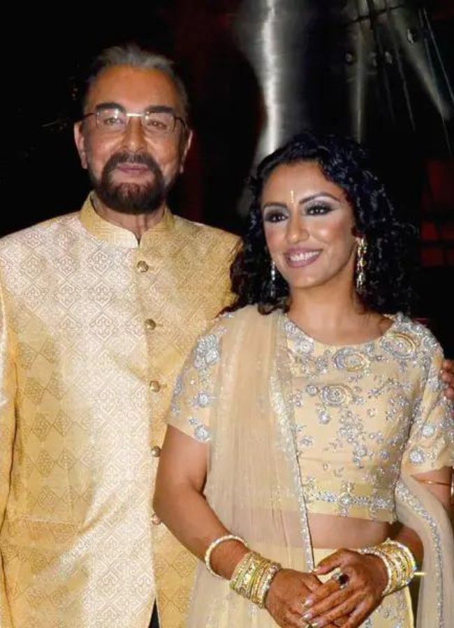 Actor Ashish Vidyarthi Ties The Knot For Second Time With Rupali Barua At 60 Meet Bollywood Star ...