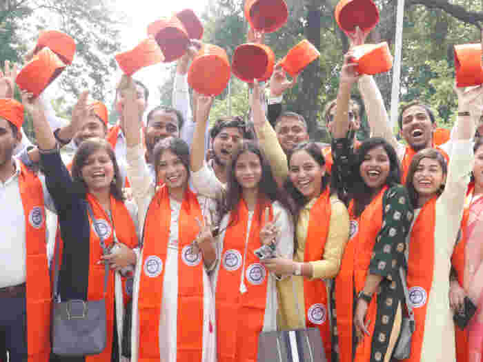 39 Toppers Got Gold Medal In The Convocation Of MMMUT - Gorakhpur News