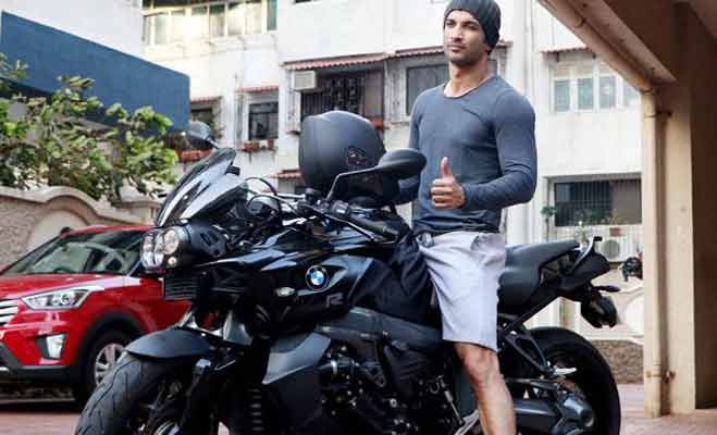 Top 10 Bollywood Stars And Their Bikes Collection- ये दस बॉलीवुड सितारे ...