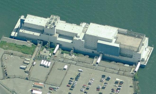 Worlds Largest Floating Prison- इस जेल का मतलब है अंदर सजा बाहर मौत