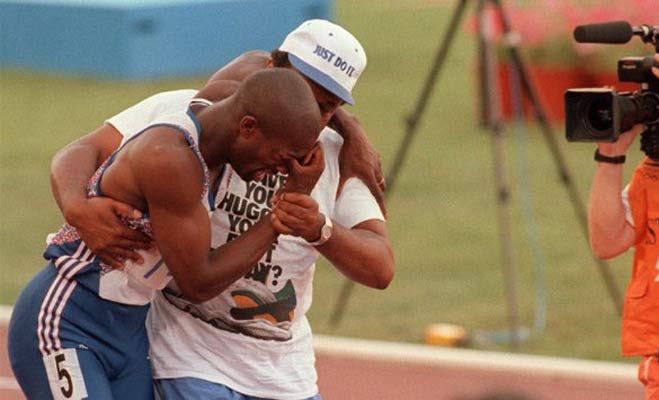 Dad Helps Son Derek Redmond Cross Finish Line At Olympics- ओलंपिक : 24 ...