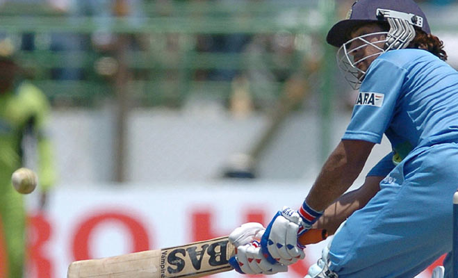 12 Years Ago MS Dhoni Made His First ODI Century Today- आज ही के दिन ...