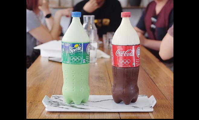 Edible Soda Cakes Look Too Realistic To Eat- ये देखिए खाने वाली कोल्‍ड ...