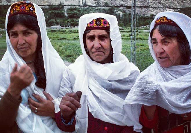 The Hunza People Live Till 120- कमाल! 120 साल तक जीते हैं हुंजा कम्युनिटी के लोग 65 साल में ...