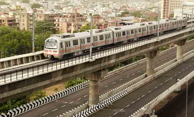 Know About First Metro City In India- जानें सबसे पहले देश में कहां और ...