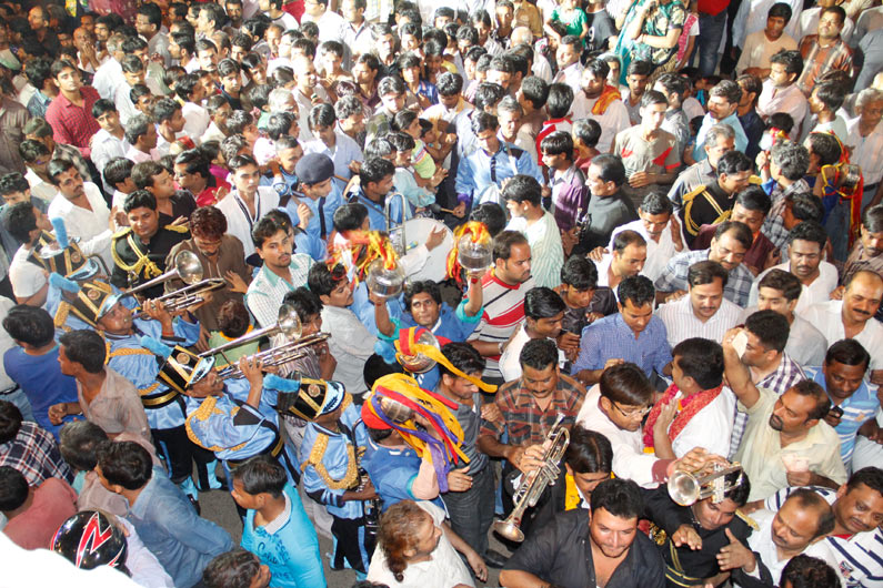 Images: 125 Year Old Tradition Of Ram Barat In Agra, Photo Gallery ...