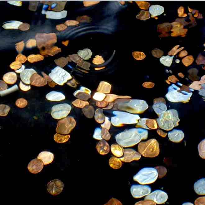 What Is The Secret Behind Throwing Coins In The River- तो इसलिए नदी में ...
